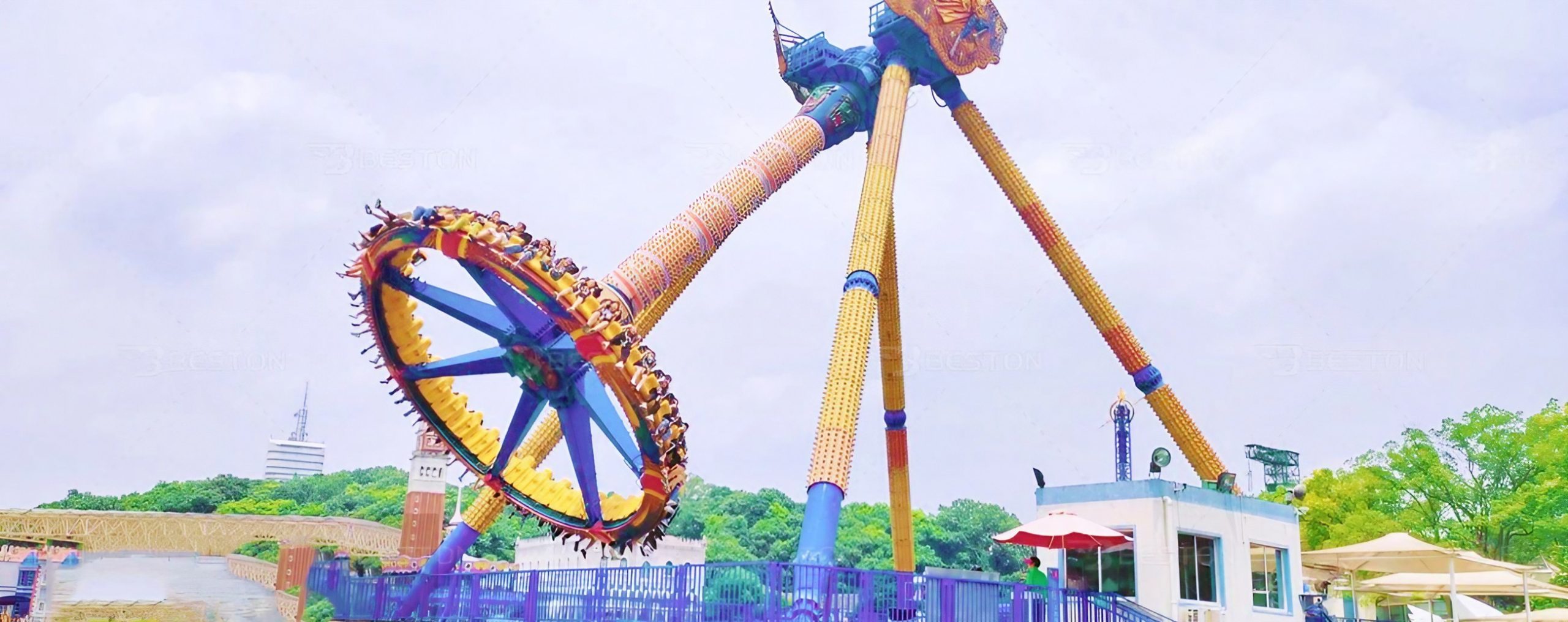 The Allure of Thrill Rides: An Inside Look at Pendulum Rides